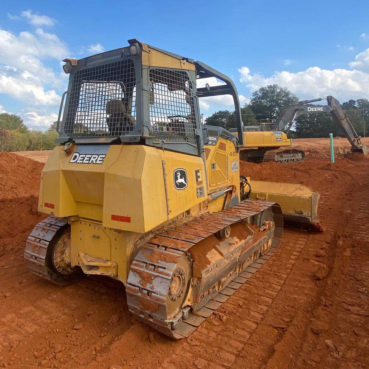 The Dirt | Construction Publications | John Deere CA