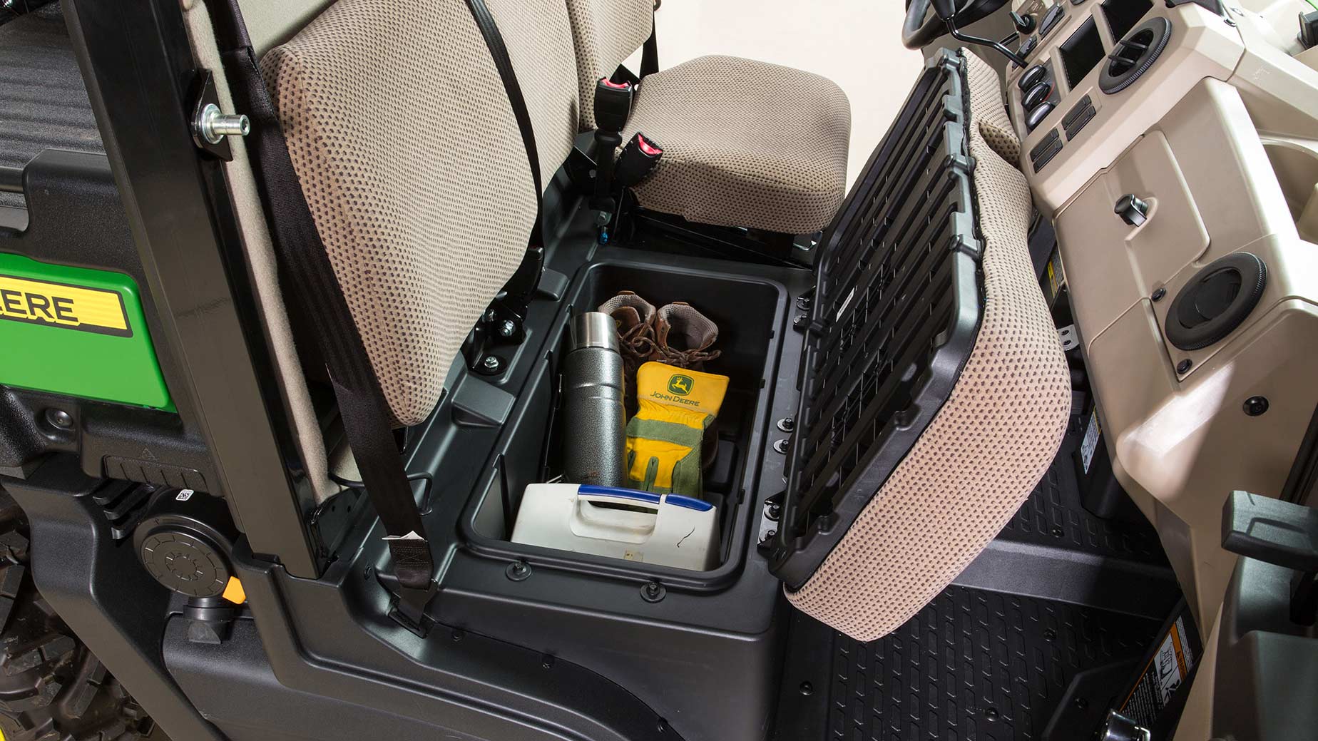 Full-Size Gator™ XUV Crossover UTVs | Side by Sides | John Deere CA