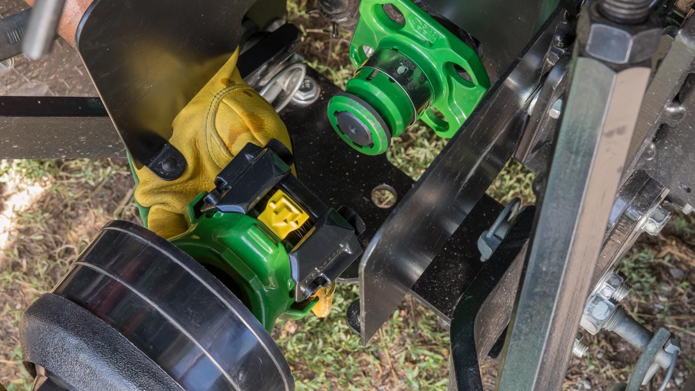 Accessoires et instruments pour tracteurs utilitaires | John Deere CA