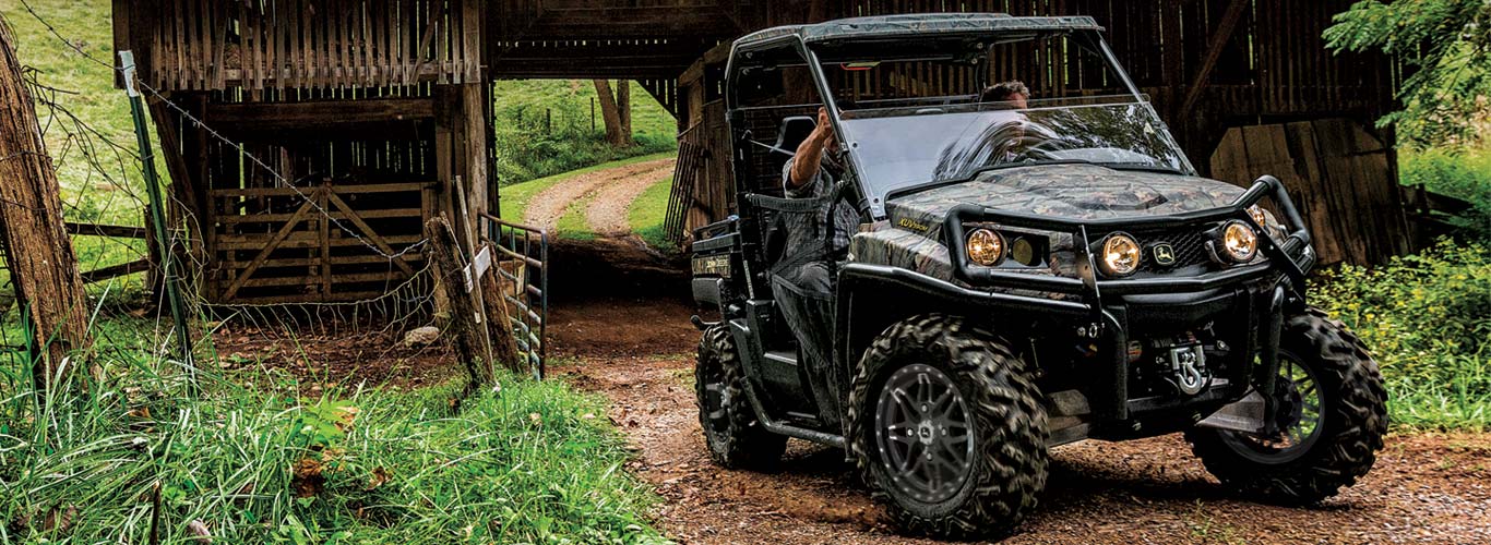 Mid-Size Gator™ XUV Crossover UTVs | Side by Sides | John Deere US