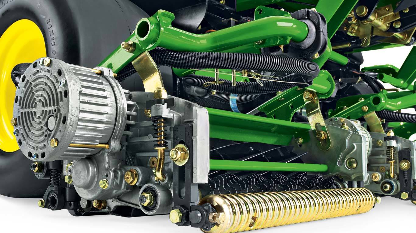 6080A E-Cut™ Hybrid | Fairway Mowers | John Deere CA