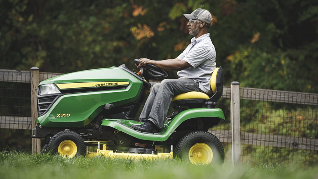 Lawn Tractors | Riding Lawn Mowers | John Deere CA