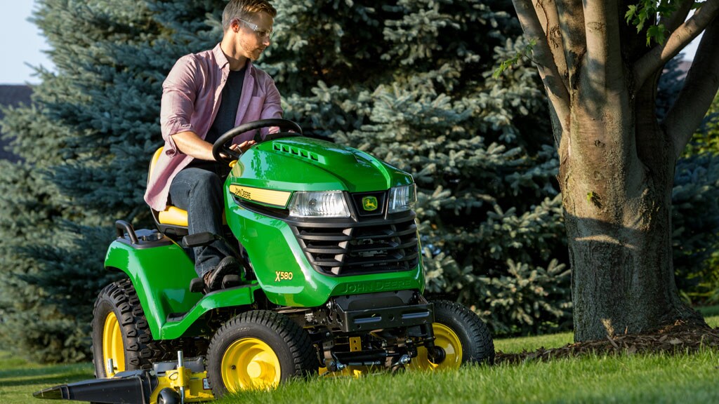 X500 Select Series Tractors | Lawn Tractors | John Deere CA