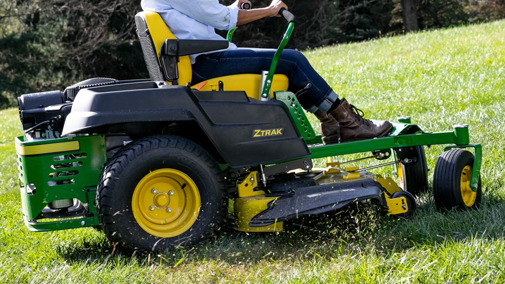 Zero-Turn Mowers | Z500 Series | John Deere CA