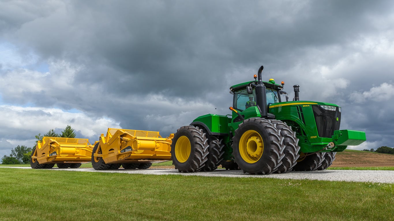 Scraper Special Tractors | John Deere CA