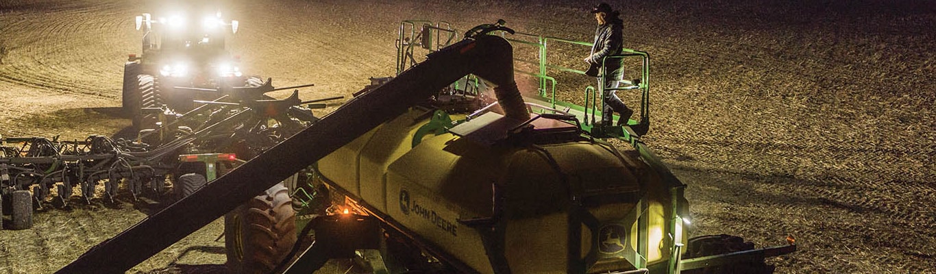 9R, 9RT, and 9RX Cab Packages | John Deere CA