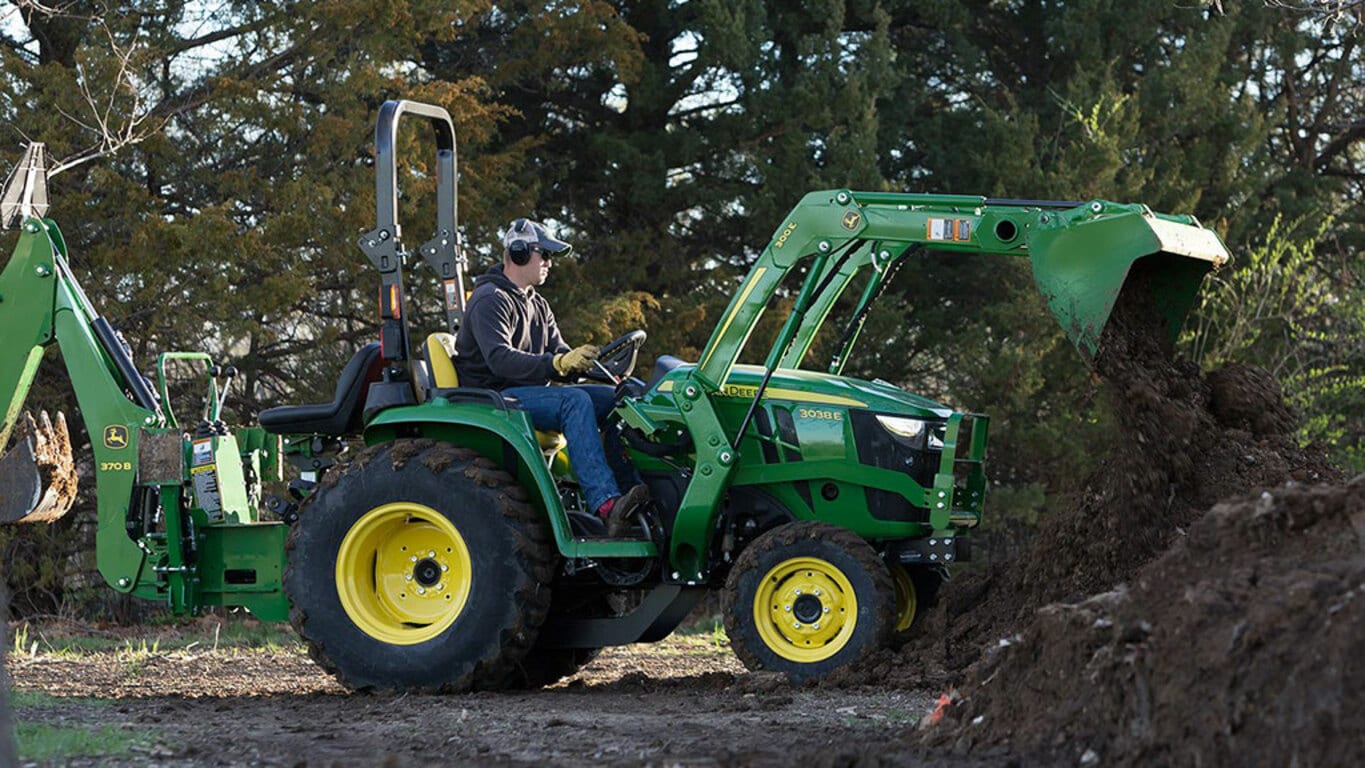 Compact Tractor | 3038E | John Deere CA