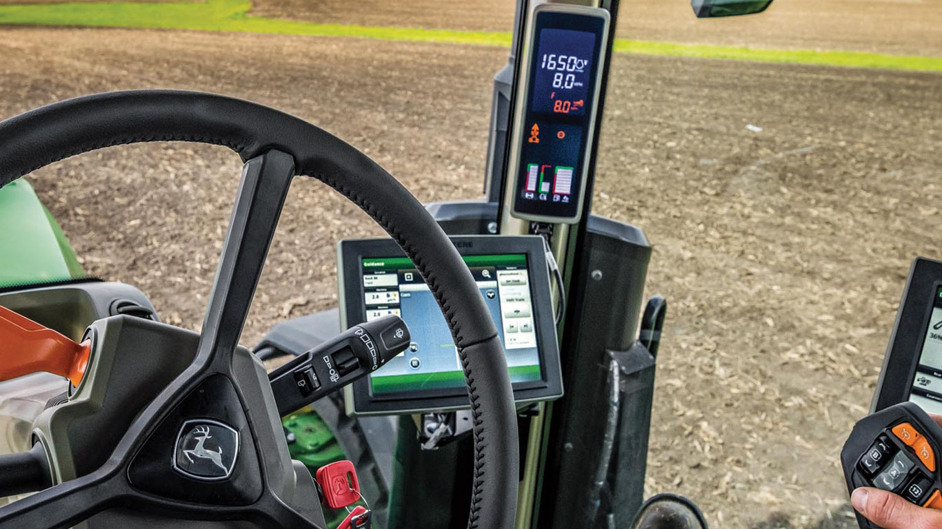 7R Tractor Cab Options | Comfort and Visibility | John Deere US