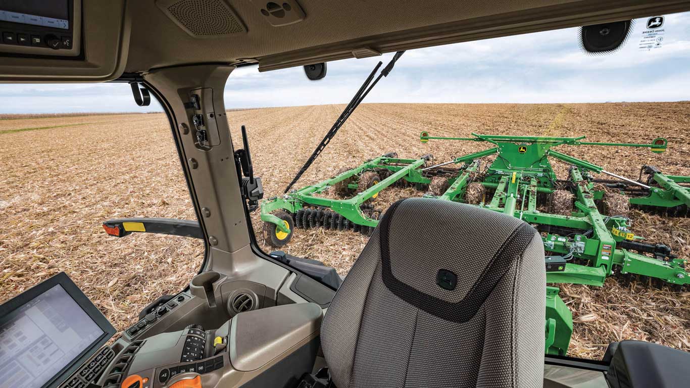 8R, 8RT, and 8RX Cab Packages | John Deere