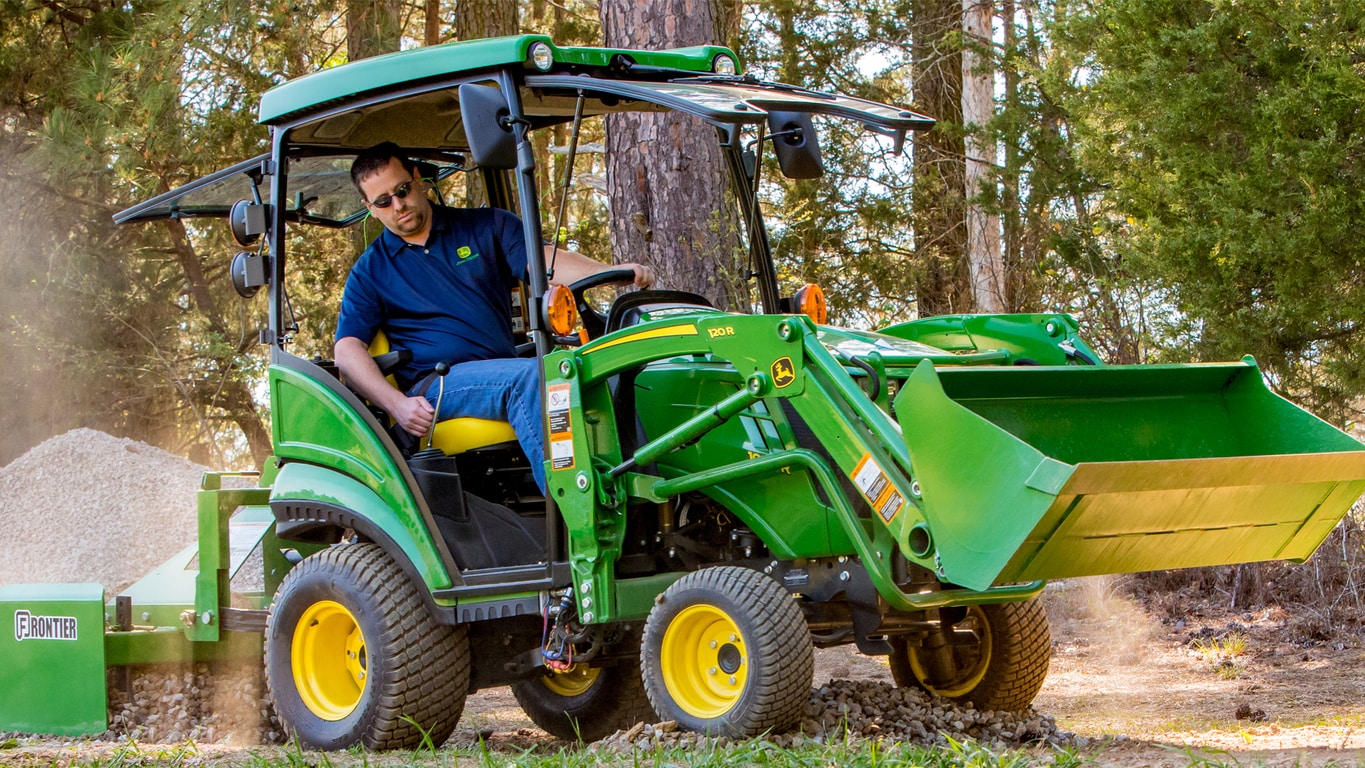 Tracteurs sous-compacts | 1025R | John Deere CA